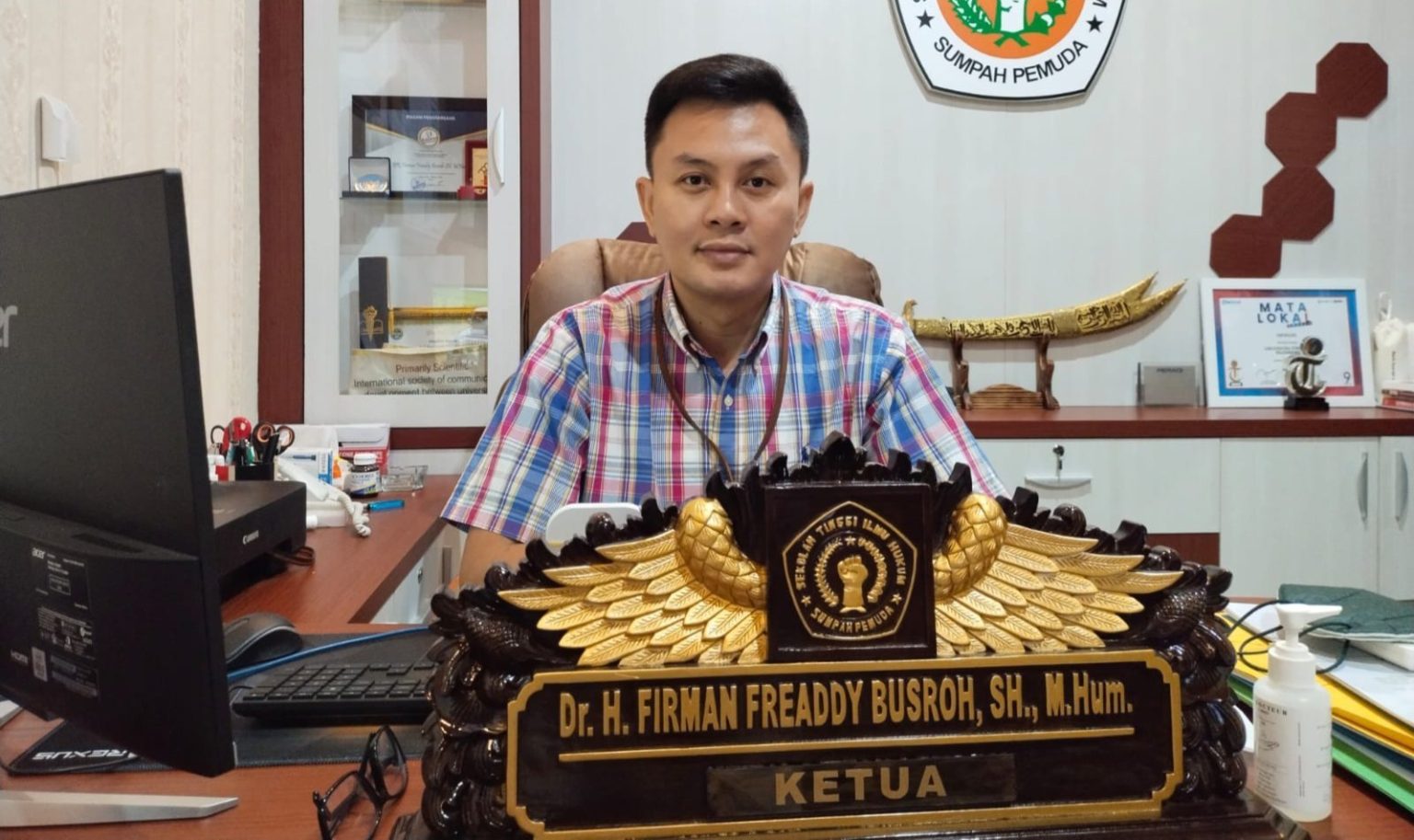 Soal Hibah Rp2 T, Ini Tanggapan Pengamat Hukum DR H Firman Freaddy ...